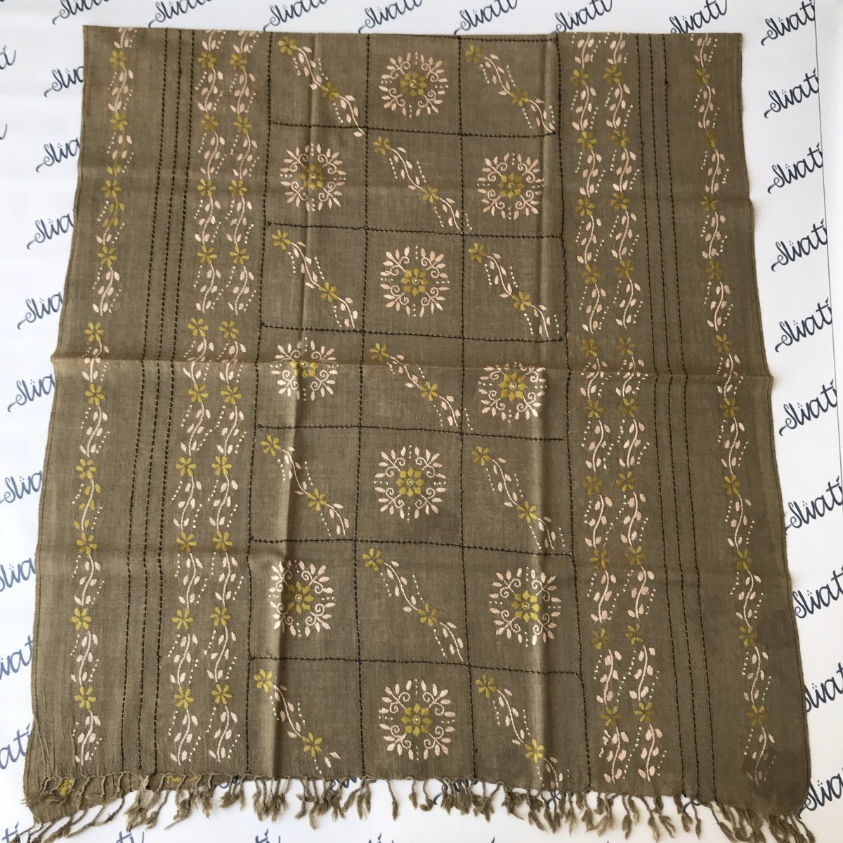 Hand embroidery taar kashi woolen shawl for women - Swati Shawls