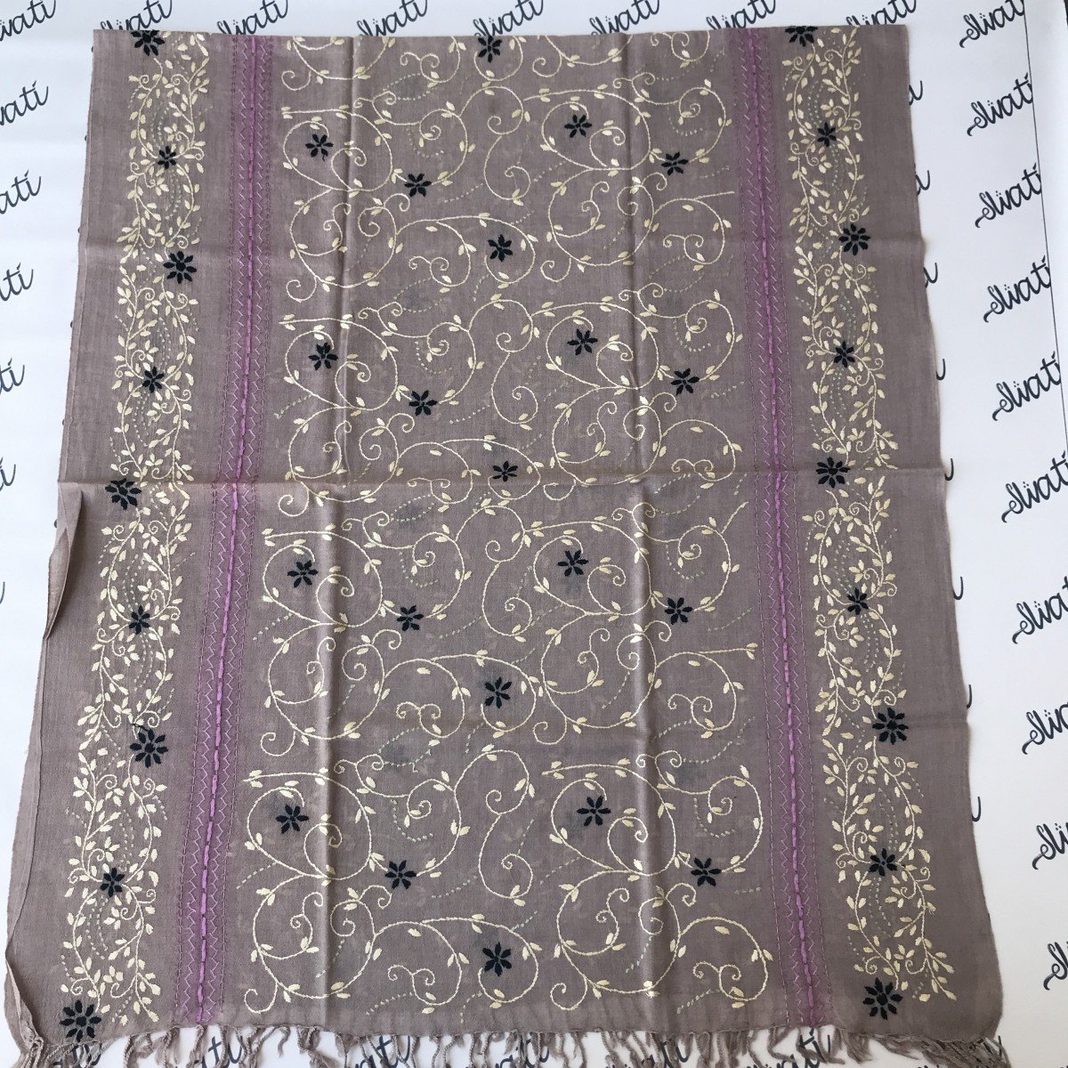 Women woolen shawl with pink taar kashi and hand embroidery - Swati Shawls